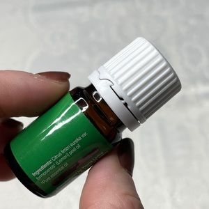 Young Living | Other | Young Living Jade Lemon Essential Oil 5ml New ...